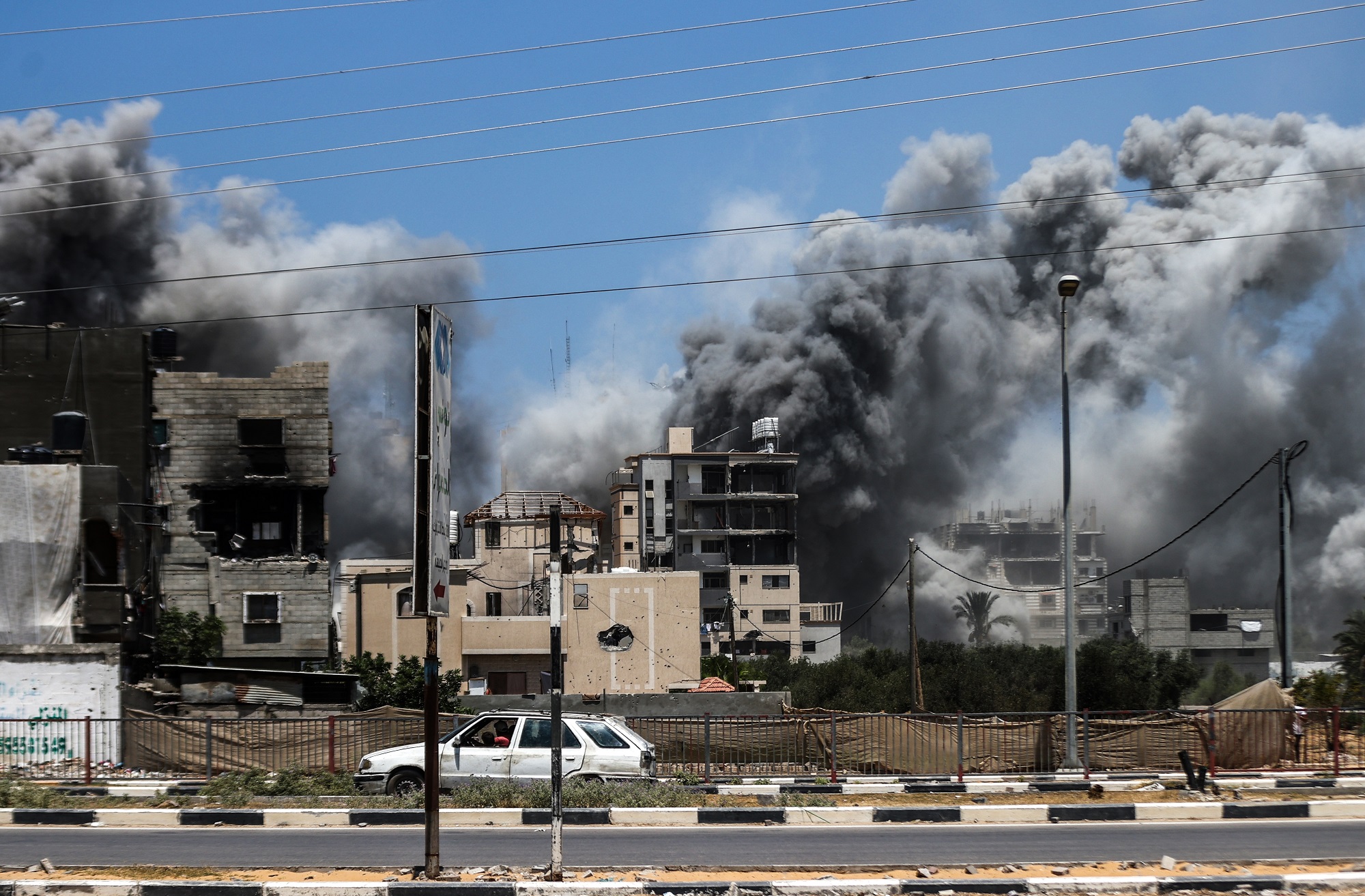 Ang mga martir at nasugatan sa pambobomba ng trabaho sa isang pabahay ng paaralan ay nag-alis ng ...