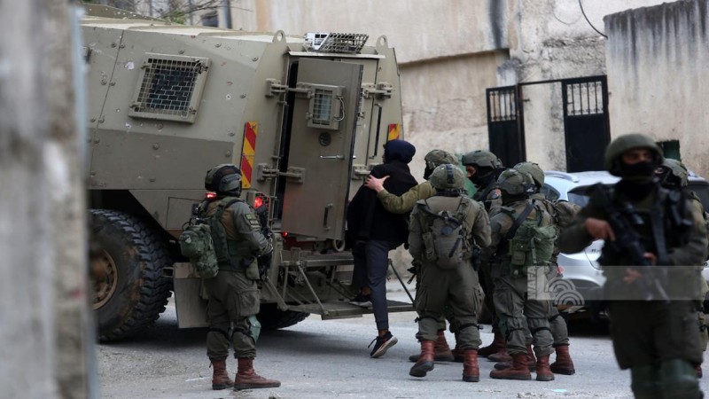 Israeli occupation forces arrest 5 citizens from Tulkarm Governorate ...