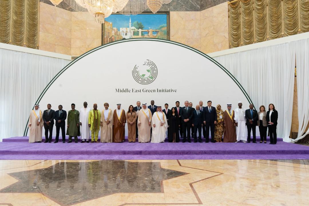 The Palestinian delegation participates in the second session of the ...