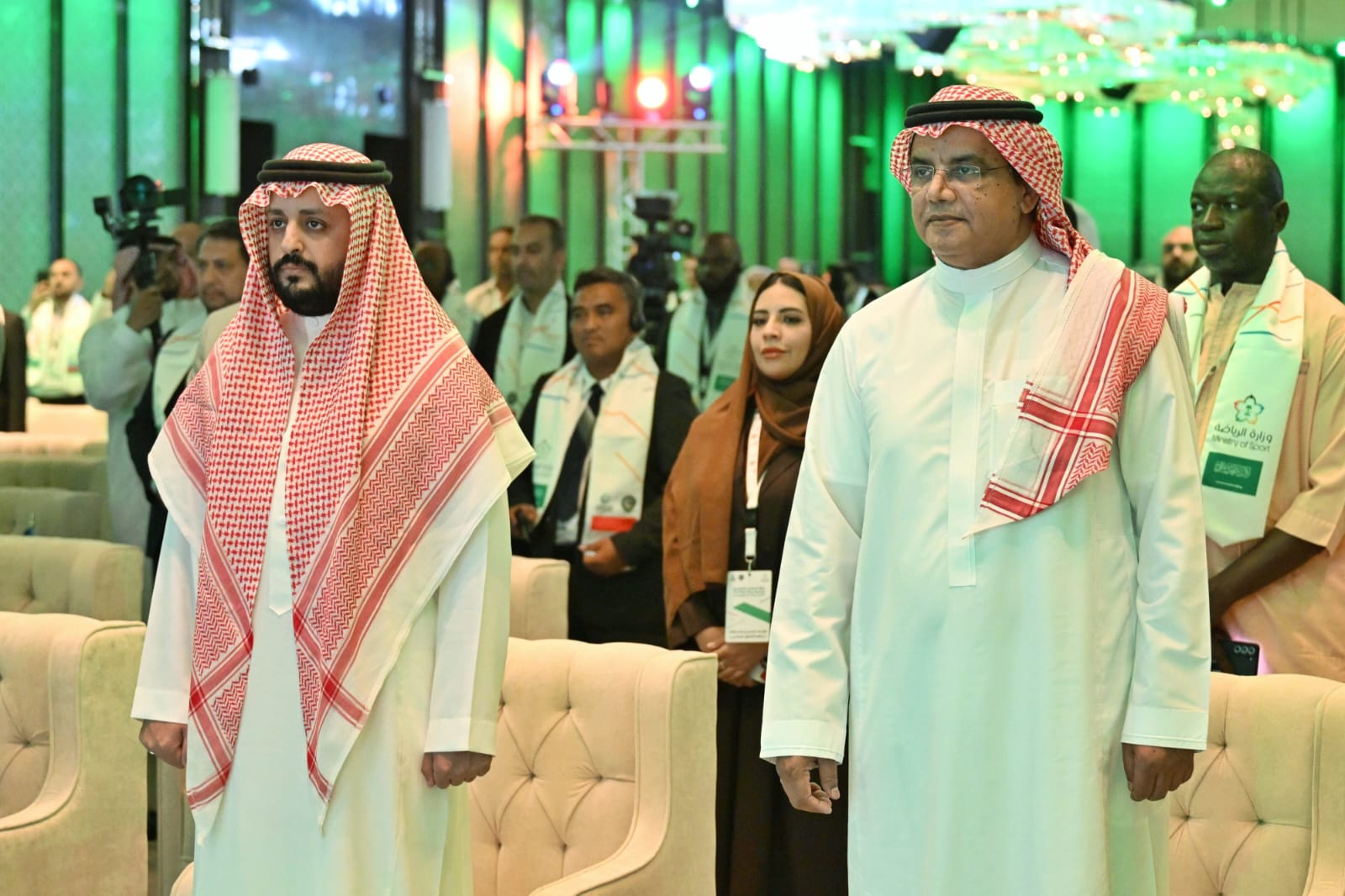 The Director General of UNA participates in the closing ceremony of the ...